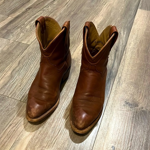 Tecovas | Shoes | Tecovas Lucy Brown | Poshmark